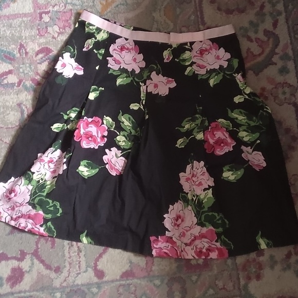 zinc | Skirts | Black And Pink Floral Skirt | Poshmark
